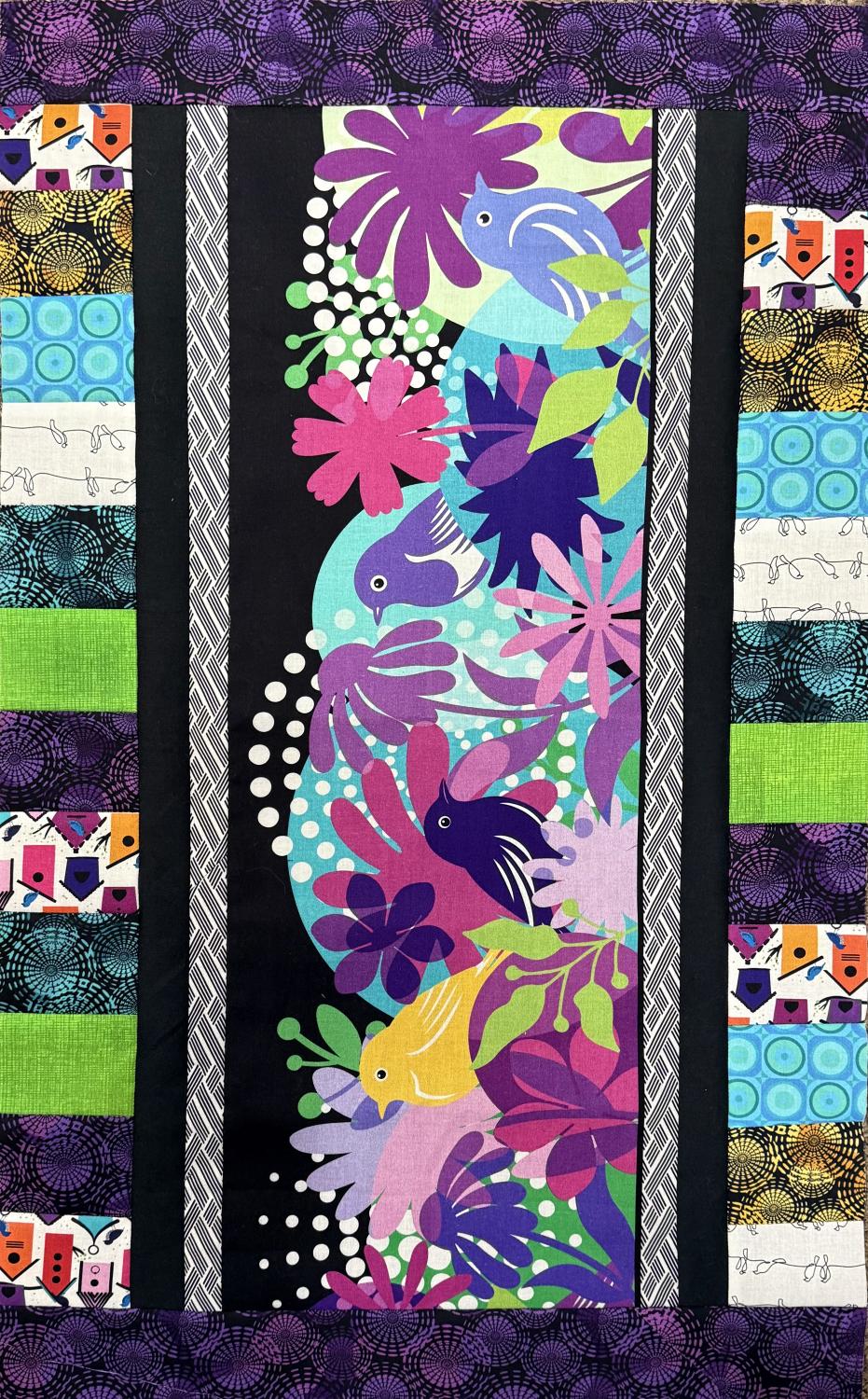 Fab-Focus Tablerunner - Flock Together, no pattern – Bits 'n Pieces ...
